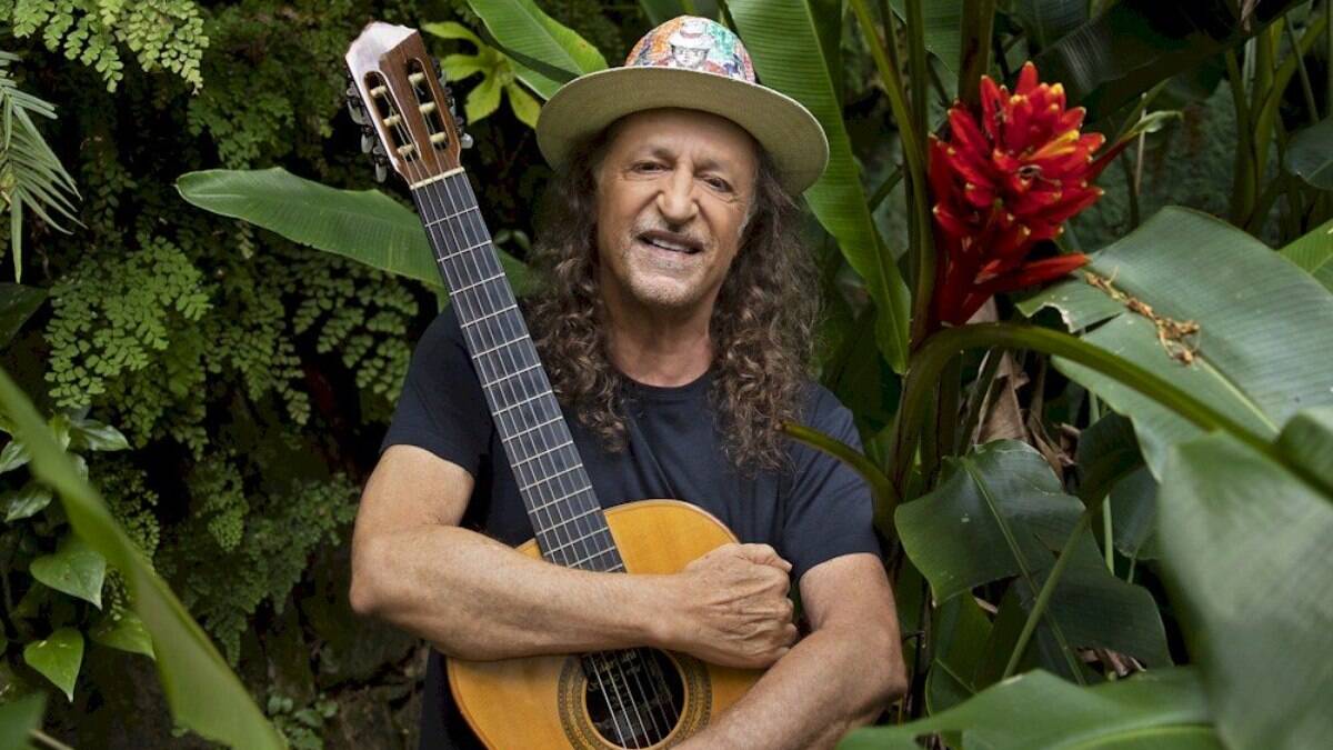 Alceu Valença anuncia live direto de São Paulo nesta sexta-feira