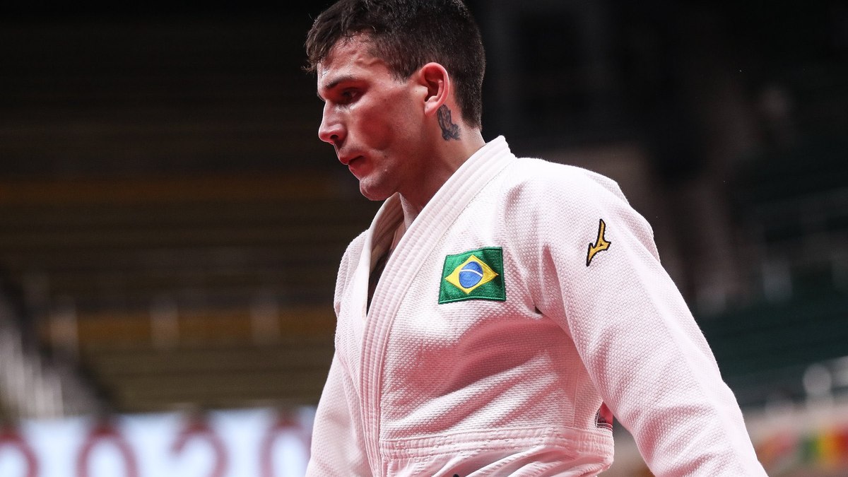 Daniel Cargnin desabafa após eliminação precoce em Paris e se emociona