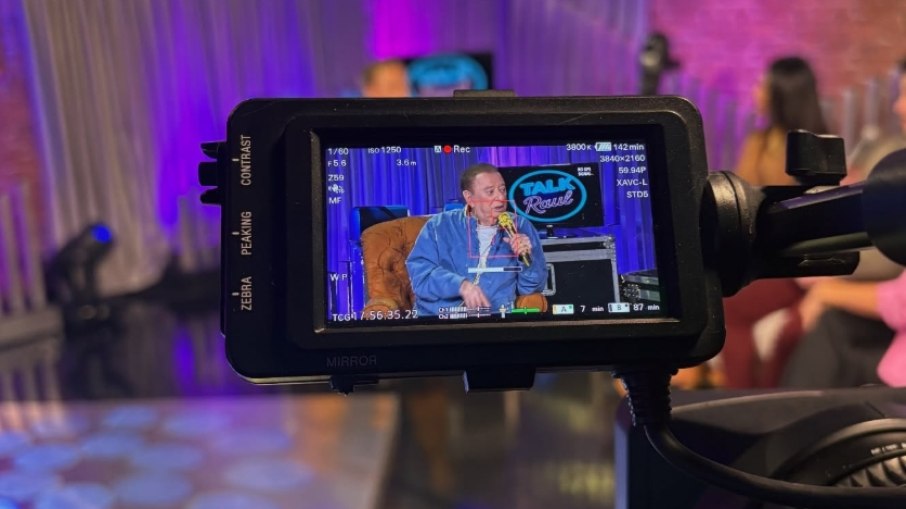 Raul Gil estreia no YouTube após saída do SBT