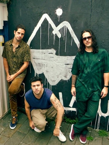 Banda Lagum faz show nesta sexta-feira (20) em Santos