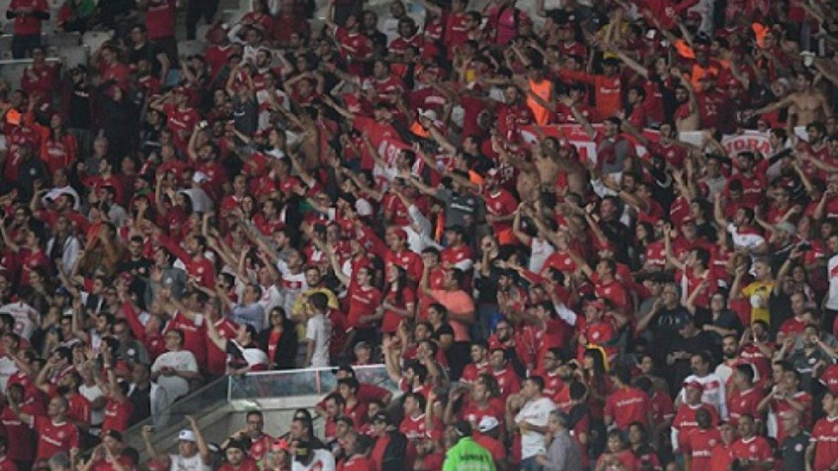Internacional faz promoção de ingressos para jogo decisivo contra o ...