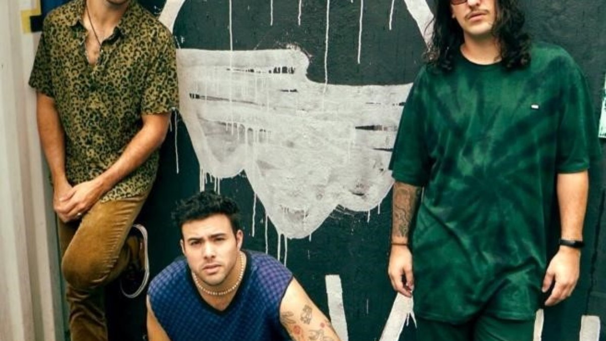 Banda Lagum faz show nesta sexta-feira (20) em Santos