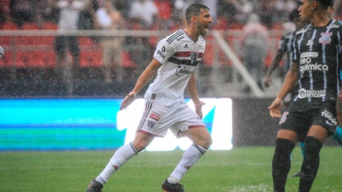 VÍDEO! Veja o gol de Calleri que deu vitória ao São Paulo sobre o ...