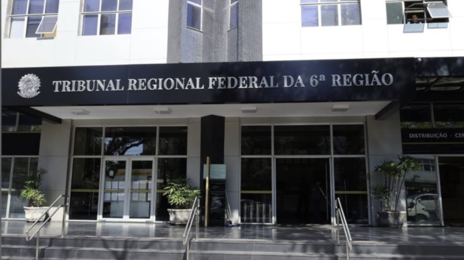 Lacuna na lei dá a Bolsonaro direito a seguranças e motoristas