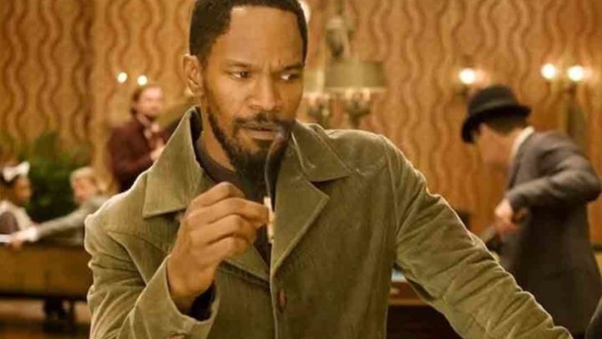 Ator Jamie Foxx sofre agressão em restaurante e leva pontos na boca