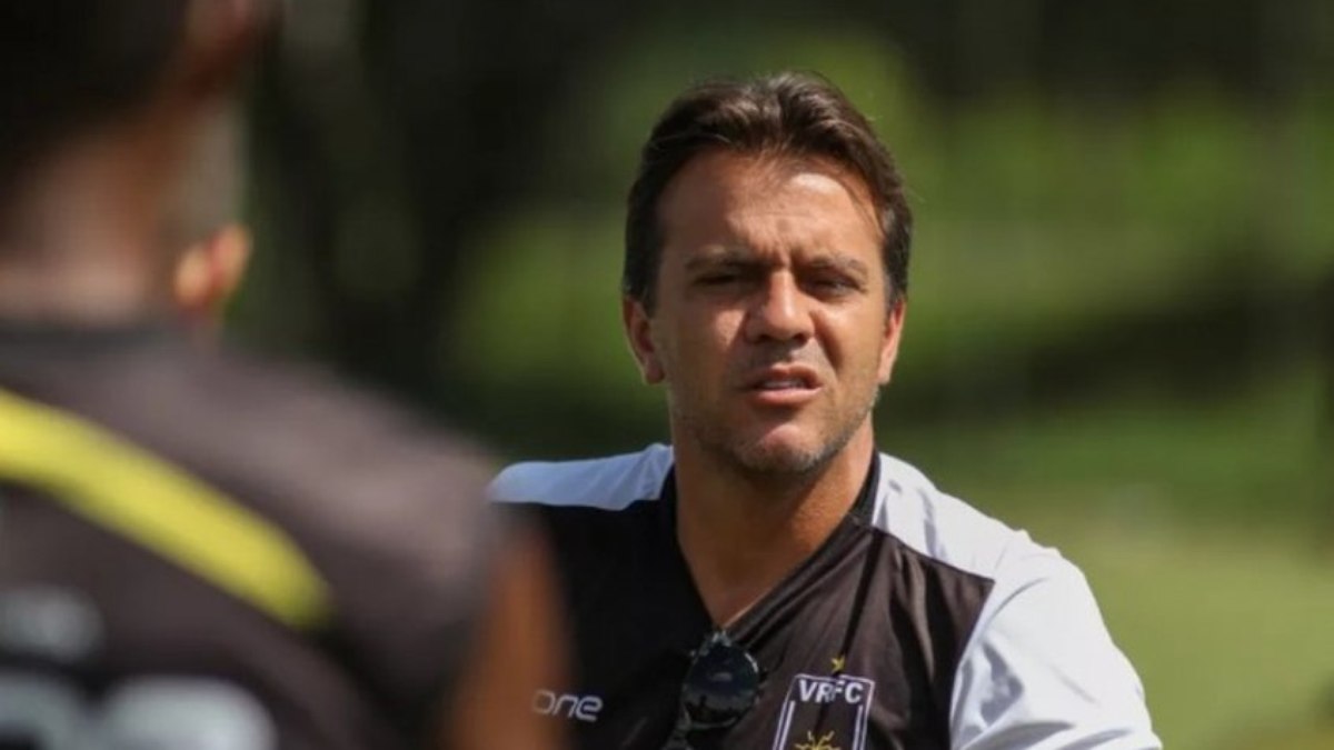 Zada celebra classificação antecipada do Volta Redonda à próxima fase ...