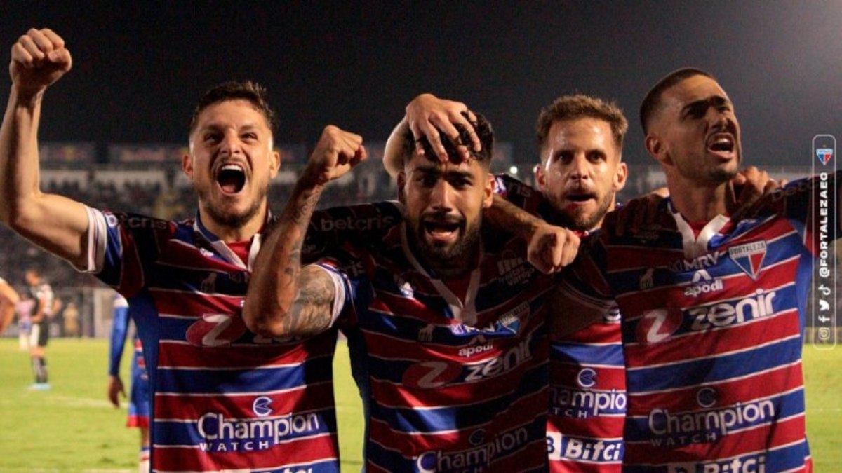 Emanuel Brítez comenta a briga para tirar o Fortaleza da zona de ...